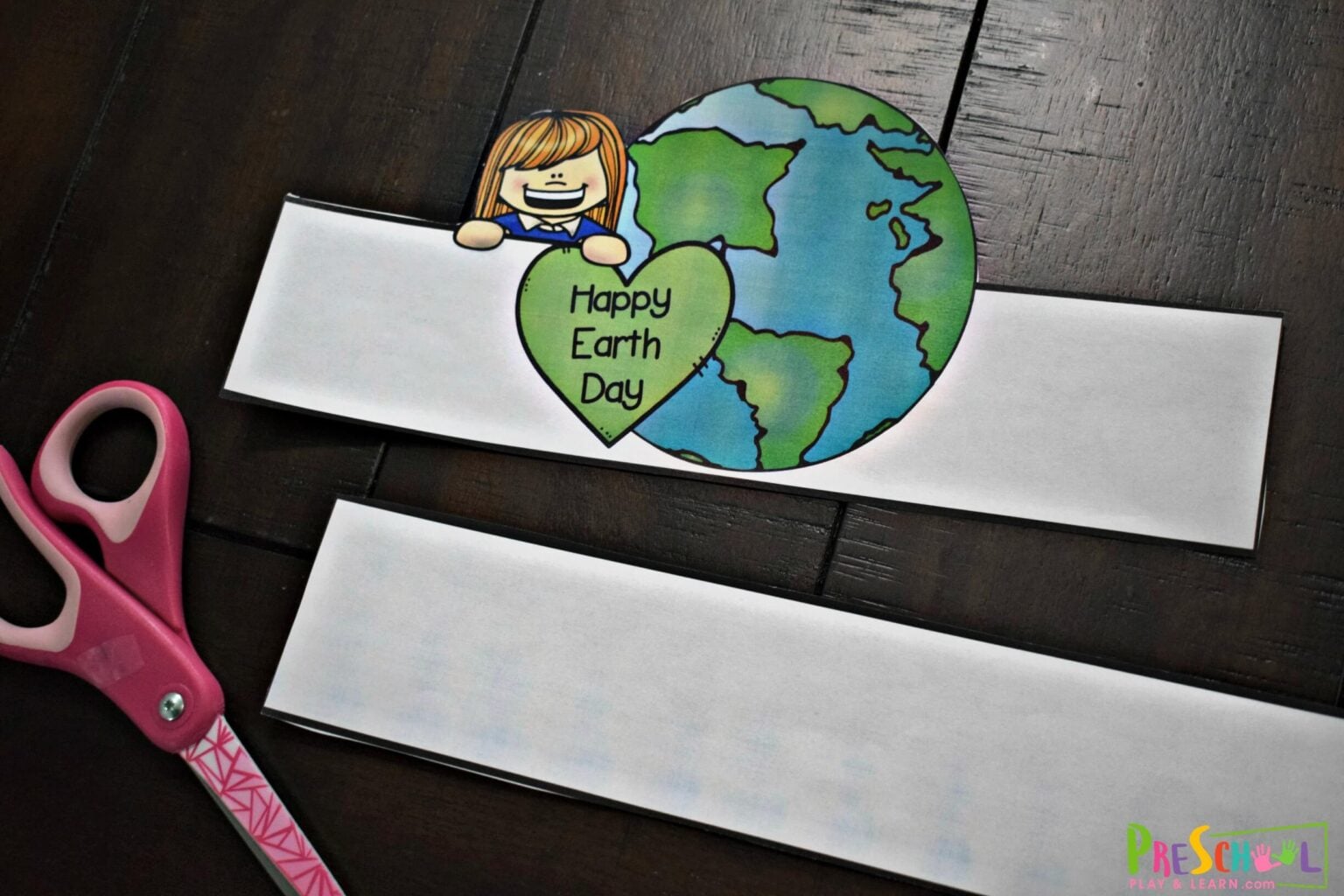 🌎 FREE Printable Earth Day Hats Craft Activity for Kids