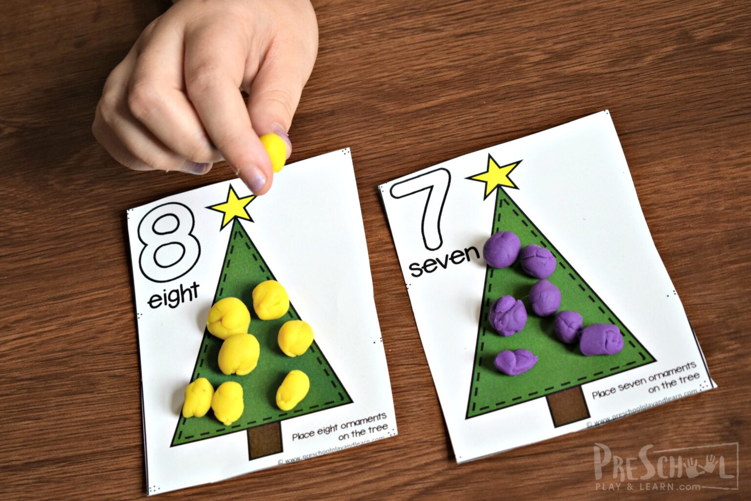 🎄 FREE Printable Count to 20 Christmas Tree Playdough Mats