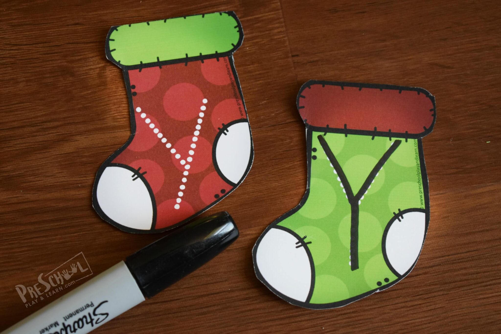 🎄 FREE Christmas Alphabet Printable Activity Tracing & Matching