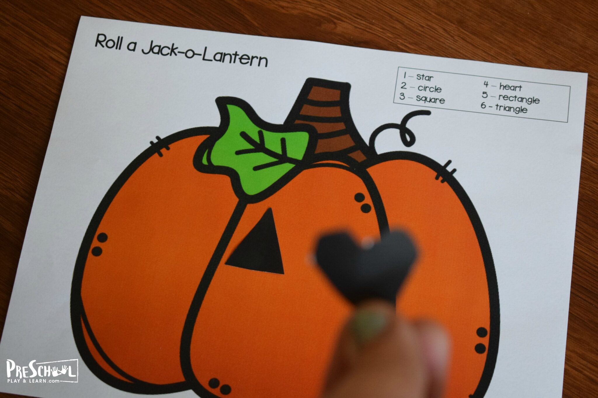 🎃 FREE Roll a Jack o Lantern Printable Shapes Activity