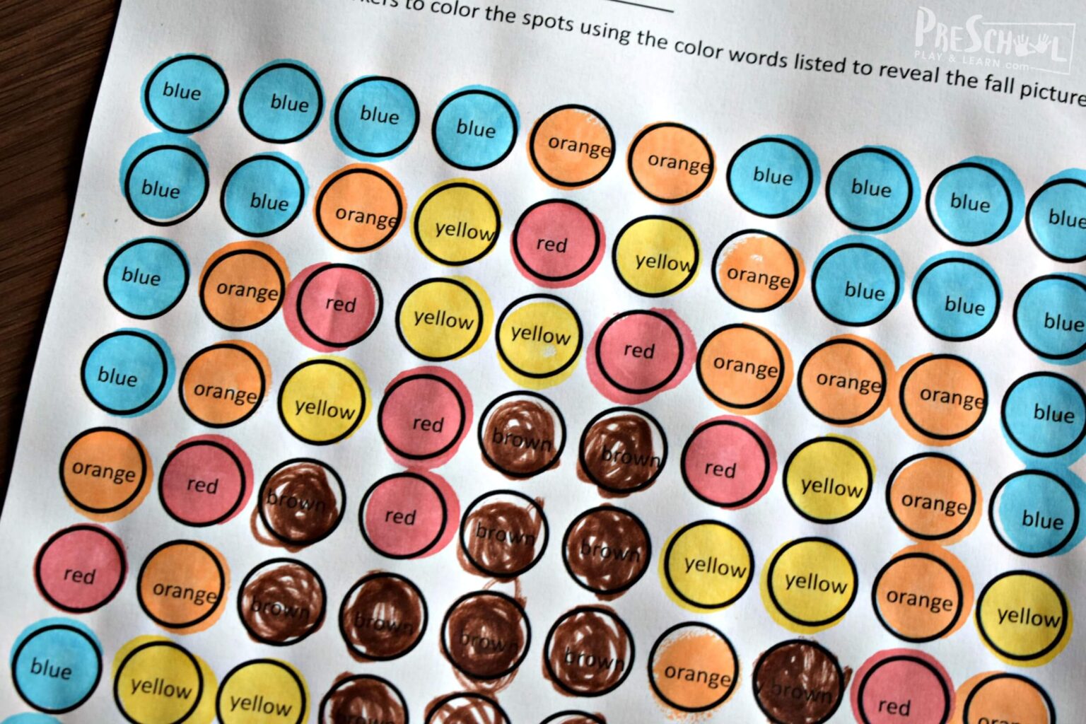 🍂 FREE Printable Fall Color Words Worksheets with Dot Markers