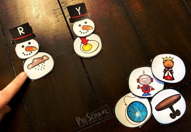 ⛄ FREE Printable Beginning Sounds Snowmen Activity