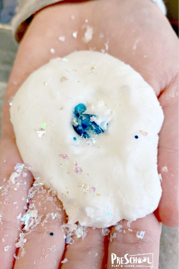 ️ Magic Melting Snowballs - Easy Winter Science Experiments