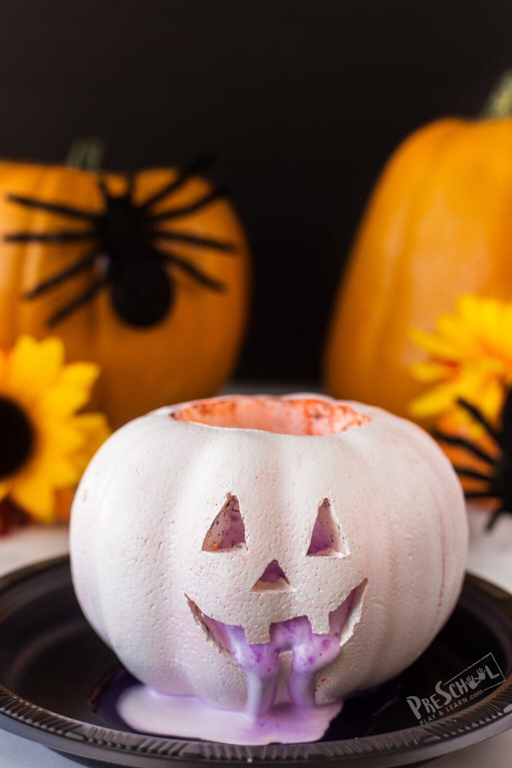 🎃 Jack-o-Lantern Pumpkin Volcano Halloween Science Experiments