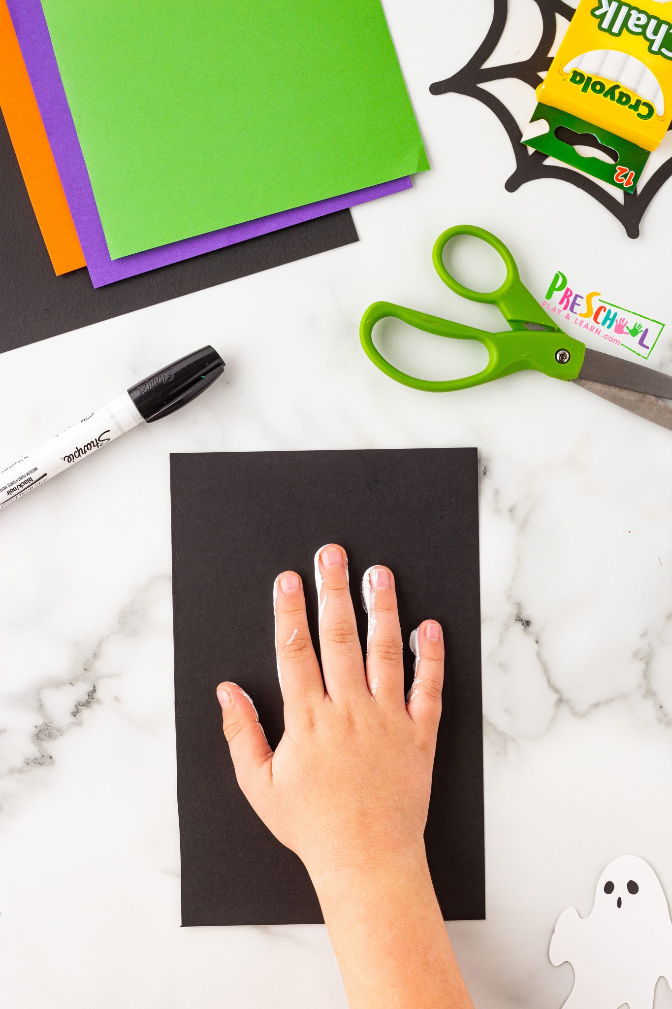 👻 Halloween Ghost Handprint Craft